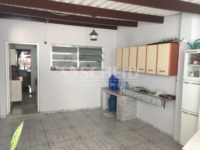 Sobrado com 3 dormitórios, 2 vagas, edícula, excelente localização