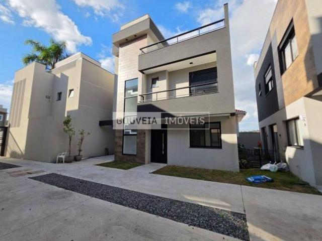 Sobrado de Condomínio com 3 Quartos, 1 Suíte, 126M², à Venda por R$ 869.000,00 Uberaba, Curitiba