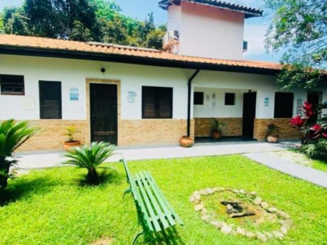 SOBRADO COM 3 DORMITÓRIOS MAIS EDÍCULA COM 4 SUÍTES NO PARQUE VIVAMAR