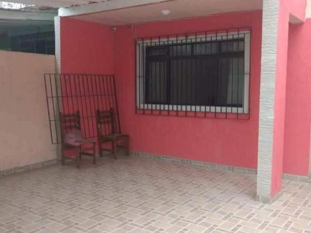 Sobrado com 3 Dormitórios no Parque Bitaru São Vicente SP