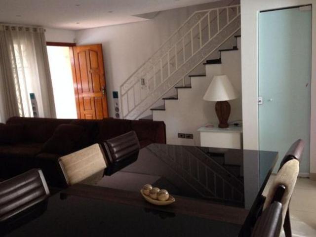 Sobrado com 3 dormitórios à venda, 104 m² por R$ 640.000,00 Vila Ema São Paulo/SP