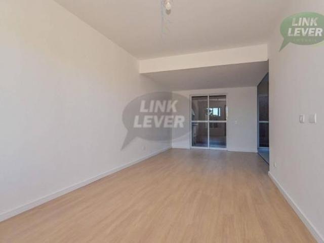 Sobrado com 3 dormitórios à venda, 104 m² por R$ 670.000,00 Boa Vista Curitiba/PR
