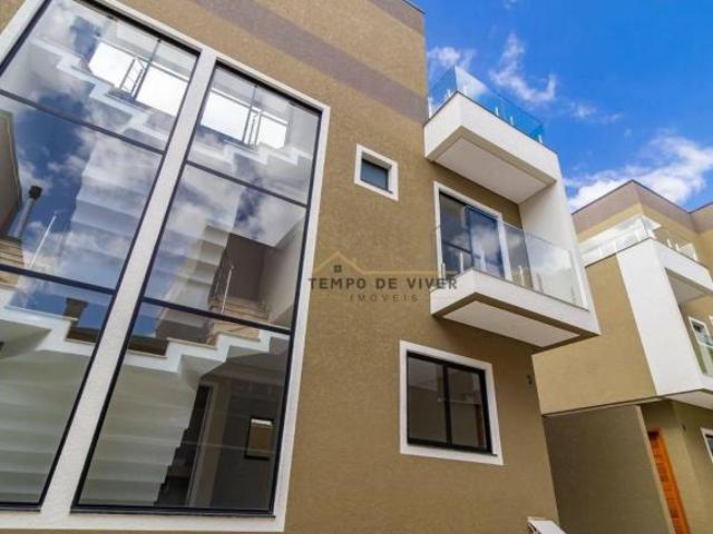 Sobrado com 3 dormitórios à venda, 104 m² por R$ 729.000 Uberaba Curitiba/PR