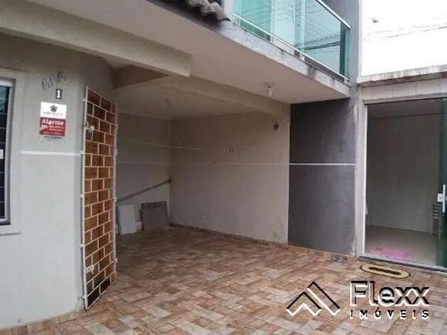 Sobrado com 3 dormitórios à venda, 105 m² por R$ 485.000 Sítio Cercado Curitiba/PR
