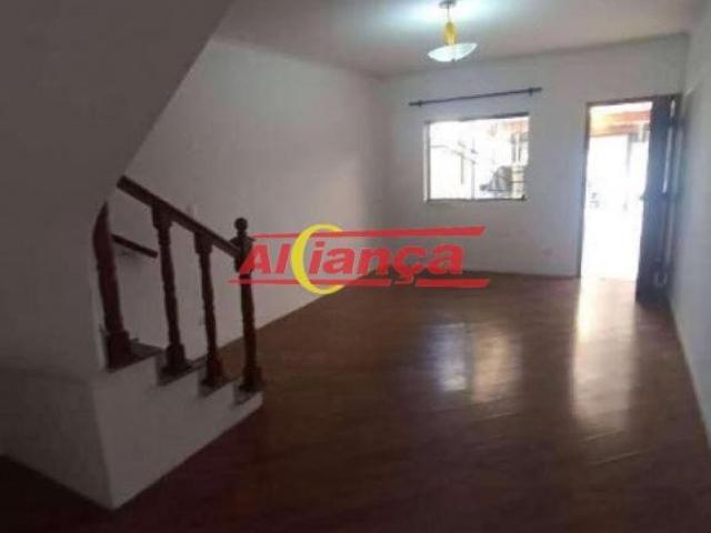 Sobrado com 3 dormitórios à venda, 106 m² com 1 Suíte Jardim Vila Galvão 2 Vagas