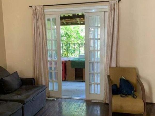 Sobrado com 3 dormitórios à venda, 100 m² por R$ 500.000,00 Centreville Sant