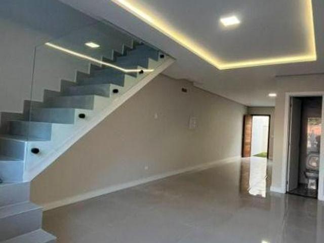 Sobrado com 3 dormitórios à venda, 102 m² por R$ 549.000,00 Fazendinha Curitiba/PR