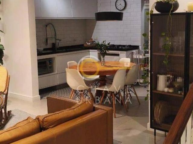 Sobrado com 3 dormitórios à venda, 102 m² por R$ 719.000,00 Campo Grande Santos/SP