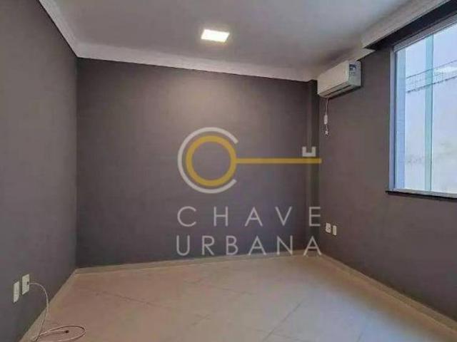 Sobrado com 3 dormitórios à venda, 103 m² por R$ 650.000,00 José Menino Santos/SP