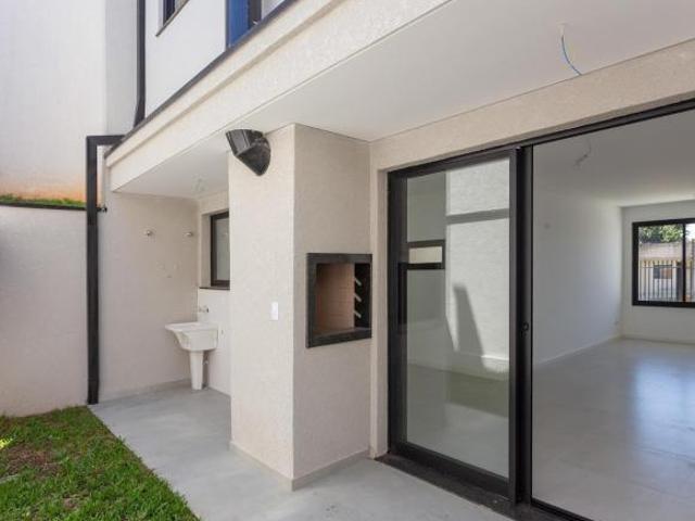 Sobrado com 3 dormitórios à venda, 103 m por R 680.000,00 Atuba