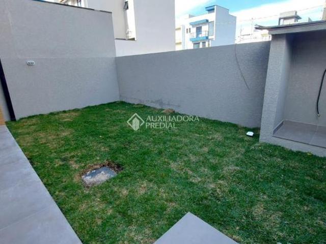 Sobrado com 3 dormitórios à venda, 115 m² por R$ 699.000,00 Costeira São José dos Pinhais/PR