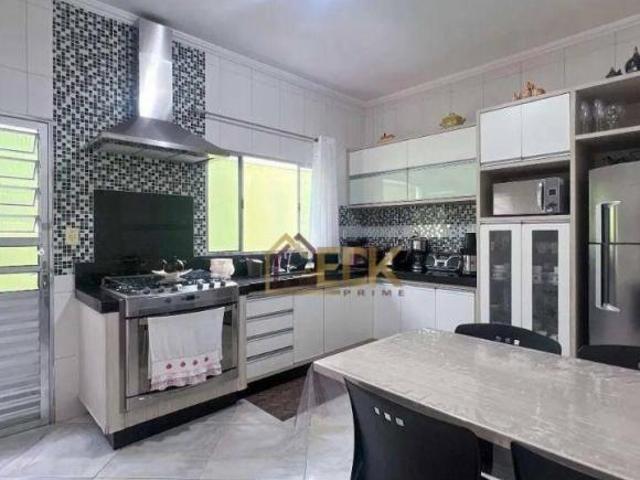 Sobrado com 3 dormitórios à venda, 115 m² por R$ 690.000 Bosque dos Eucaliptos São José dos Camp