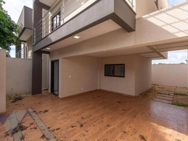 Sobrado com 3 dormitórios à venda, 118 m² por R$ 789.000,00 Centro Cascavel/PR