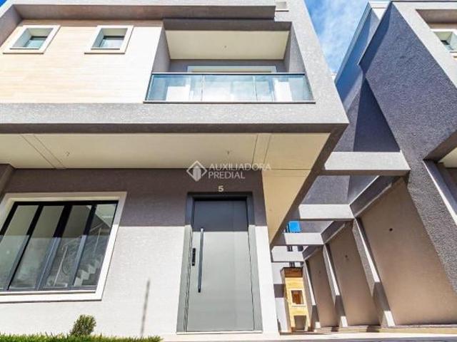 Sobrado com 3 dormitórios à venda, 118 m² por R$ 799.000,00 Xaxim Curitiba/PR