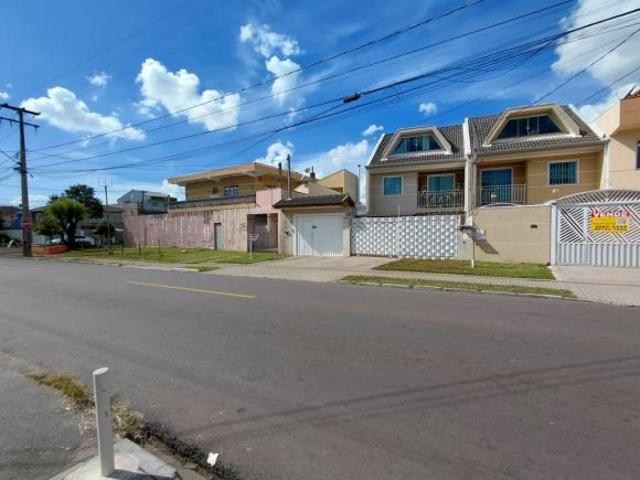 Sobrado com 3 dormitórios à venda, 119 m² por R$ 685.000,00 Fazendinha Curitiba/PR
