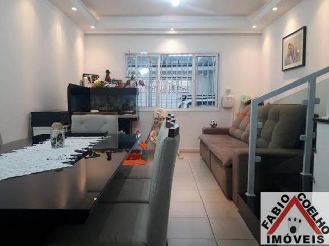 Sobrado com 3 dormitórios à venda, 110 m² por R$ 590.000 Campo Grande São Paulo/SP