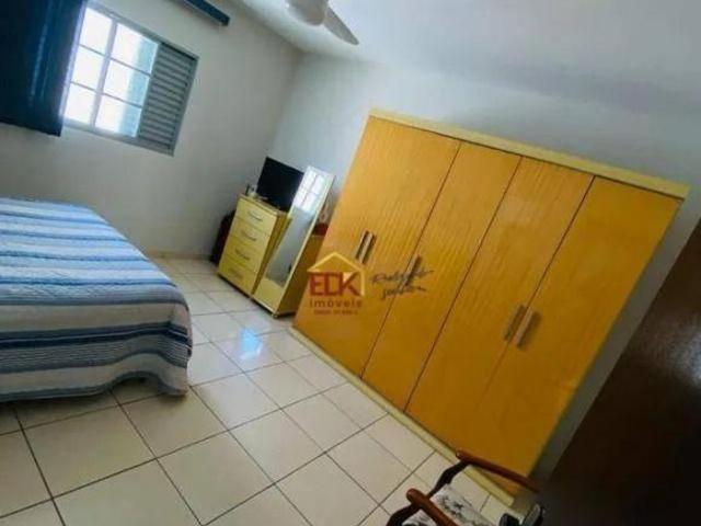 Sobrado com 3 dormitórios à venda, 110 m² por R$ 795.000 Jardim Satélite São José dos Campos/SP