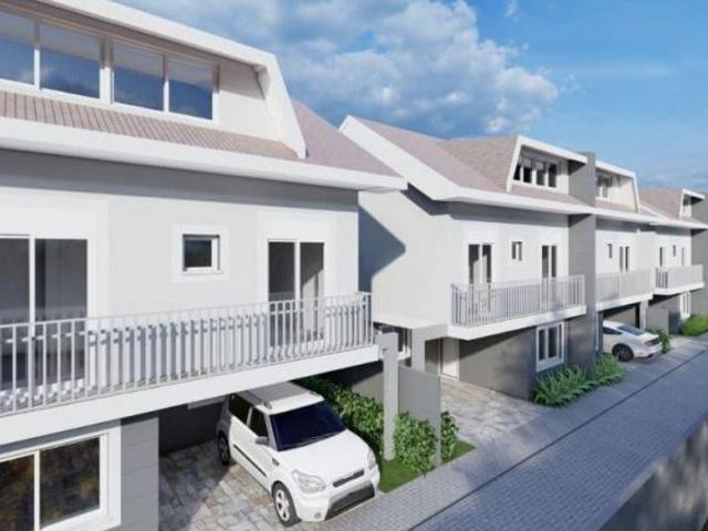 Sobrado com 3 dormitórios à venda, 113 m² por R$ 600.000,00 São João Curitiba/PR