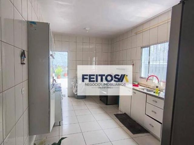 Sobrado com 3 dormitórios à venda, 124 m² por R$ 550.000,00 Cidade Boa Vista Suzano/SP