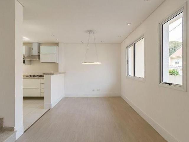 Sobrado com 3 dormitórios à venda, 124 m² por R$ 780.000,00 Barreirinha Curitiba/PR