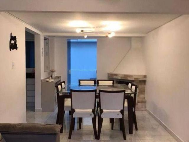 Sobrado com 3 dormitórios à venda, 125 m² por R$ 650.000 Novo Mundo Curitiba/PR