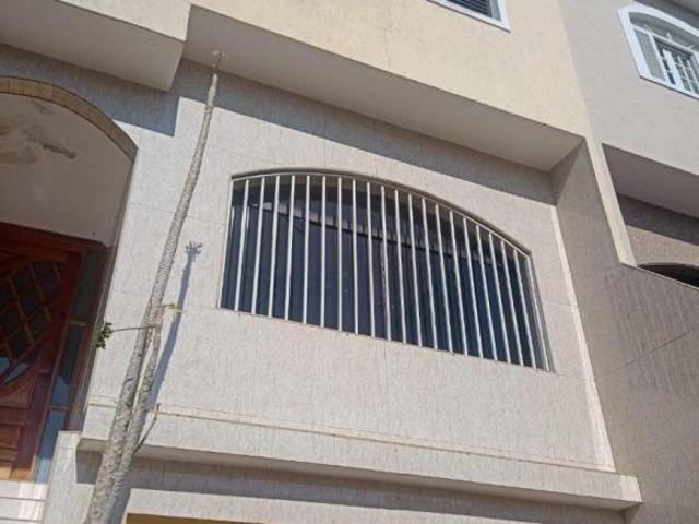 Sobrado com 3 dormitórios à venda, 125 m² por R$ 827.000,00 Jardim Santa Mena Guarulhos/SP