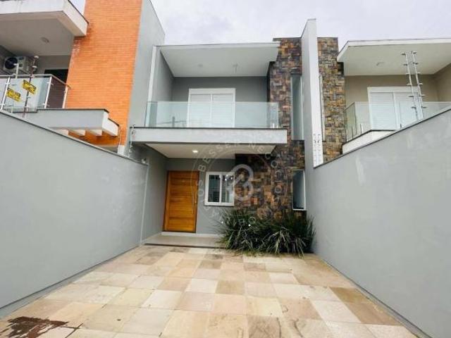 Sobrado com 3 dormitórios à venda, 125 m² por R$ 820.000,00 Mont´Serrat Canoas/RS