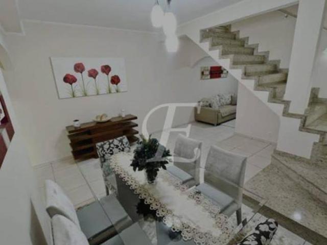 Sobrado com 3 dormitórios à venda, 125 m² por R$ 980.000,00 Boqueirão Praia Grande/SP