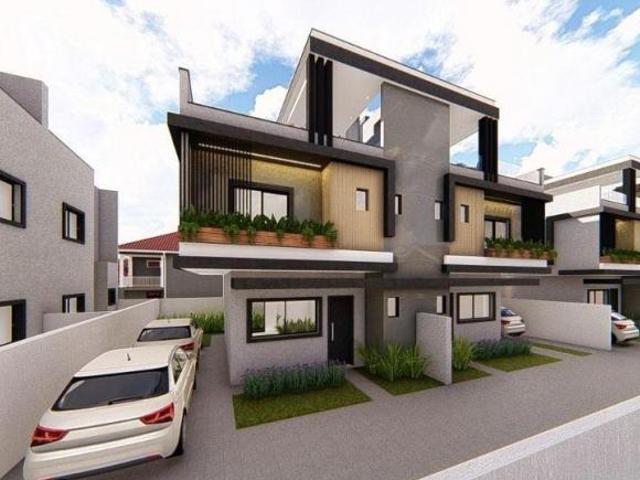 Sobrado com 3 dormitórios à venda, 126 m² por R$ 990.000,00 Boqueirão Curitiba/PR