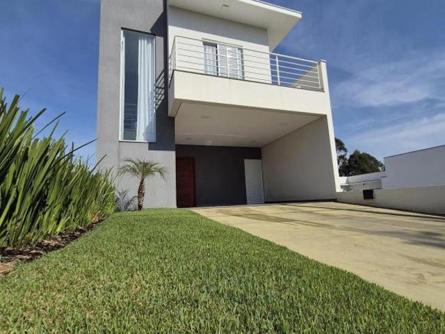 Sobrado com 3 dormitórios à venda, 126m por R$769.000,00 Condomínio Villaggio