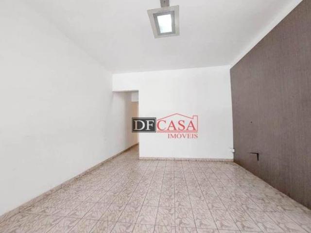 Sobrado com 3 dormitórios à venda, 127 m² por R$ 510.000,00 Vila Nhocune São Paulo/SP