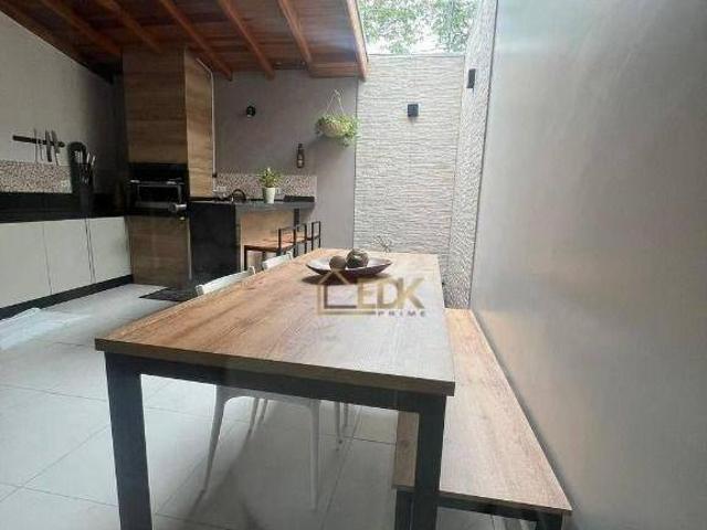 Sobrado com 3 dormitórios à venda, 127 m² por R$ 720.000 Jardim Santa Maria Jacareí/SP