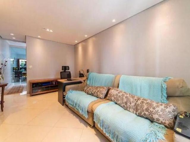 Sobrado com 3 dormitórios à venda, 127m² por R$ 820.000,00 Vila Valparaíso Santo André/SP