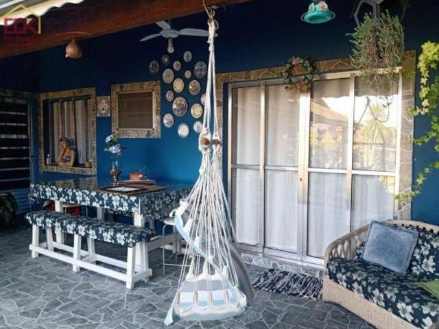 Sobrado com 3 dormitórios à venda, 129 m² por R$ 740.000 Cidade Jardim Jacareí/SP