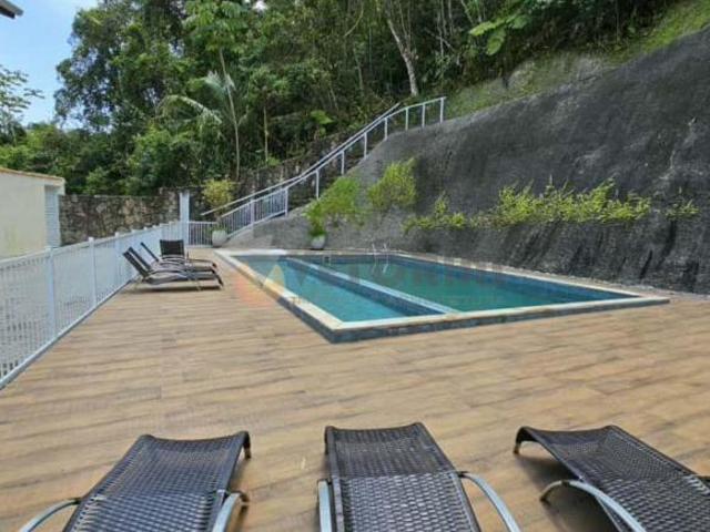 Sobrado com 3 dormitórios à venda, 120 m² por R$ 1.010.000,00 Juquehy São Sebastião/SP