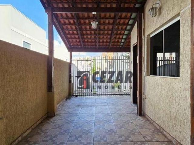 Sobrado com 3 dormitórios à venda, 120 m² por R$ 440.000,00 Bairro Alto Curitiba/PR