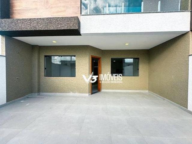 Sobrado com 3 dormitórios à venda, 120 m² por R$ 720.000,00 Praia Grande Matinhos/PR