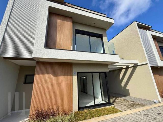 Sobrado com 3 dormitórios à venda, 120 m² por R$ 769.000,00 Hauer Curitiba/PR