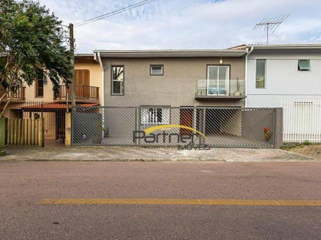 Sobrado com 3 dormitórios à venda, 120 m² por R$ 820.000,00 Capão Raso Curitiba/PR