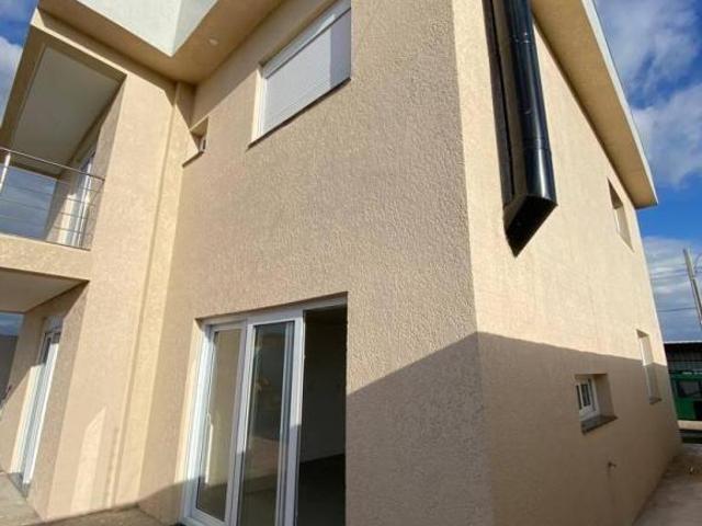 Sobrado com 3 dormitórios à venda, 120 m² por R$ 920.000,00 Central Park Cachoeirinha/RS