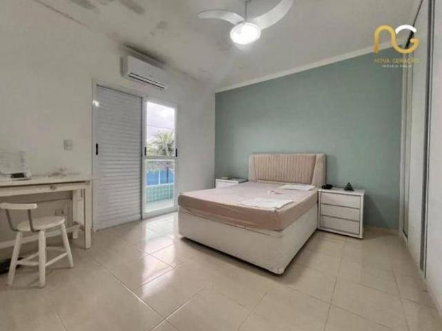 Sobrado com 3 dormitórios à venda, 121 m² por R$ 620.000,00 Maracana Praia Grande/SP