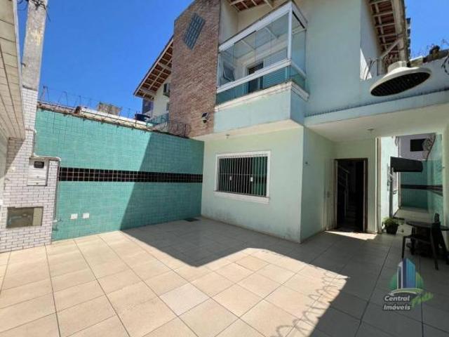 Sobrado com 3 dormitórios à venda, 121 m² por R$ 630.000,00 Caiçara Praia Grande/SP