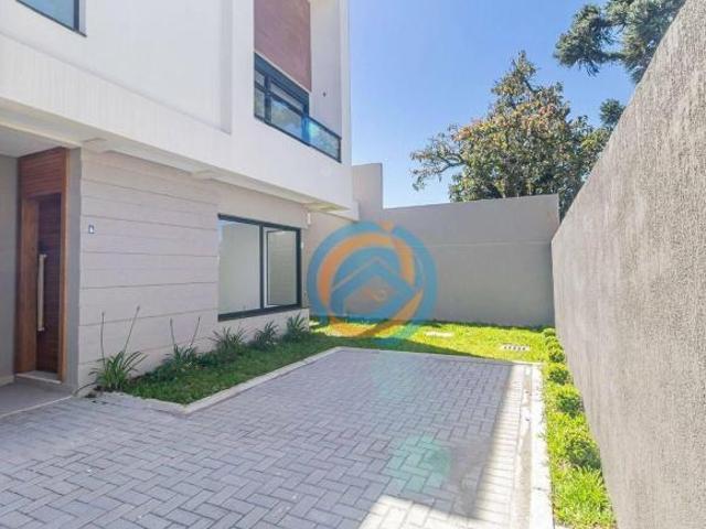 Sobrado com 3 dormitórios à venda, 121 m² por R$ 699.900,00 Uberaba Curitiba/PR