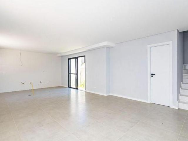 Sobrado com 3 dormitórios à venda, 122 m² por R$ 697.227,00 Cachoeira Curitiba/PR