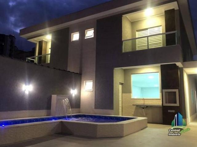 Sobrado com 3 dormitórios à venda, 135 m² por R$ 1.100.000,00 Tupi Praia Grande/SP