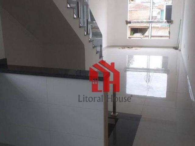 Sobrado com 3 dormitórios à venda, 135 m² por R$ 1.300.000,00 Embaré Santos/SP
