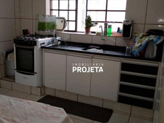 Sobrado com 3 dormitórios à venda, 135 m² por R$ 220.000,00 Conjunto Habitacional Jardim Humberto