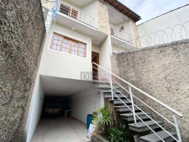 Sobrado com 3 dormitórios à venda, 135 m² por R$ 579.900,00 Itaquera São Paulo/SP
