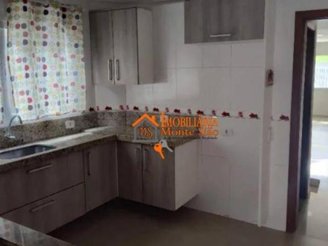 Sobrado com 3 dormitórios à venda, 135 m² por R$ 620.000,00 Jardim Adriana Guarulhos/SP