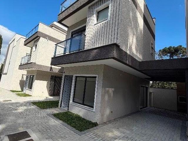Sobrado à venda, 135 m² por R$ 859.000,00 Uberaba Curitiba/PR